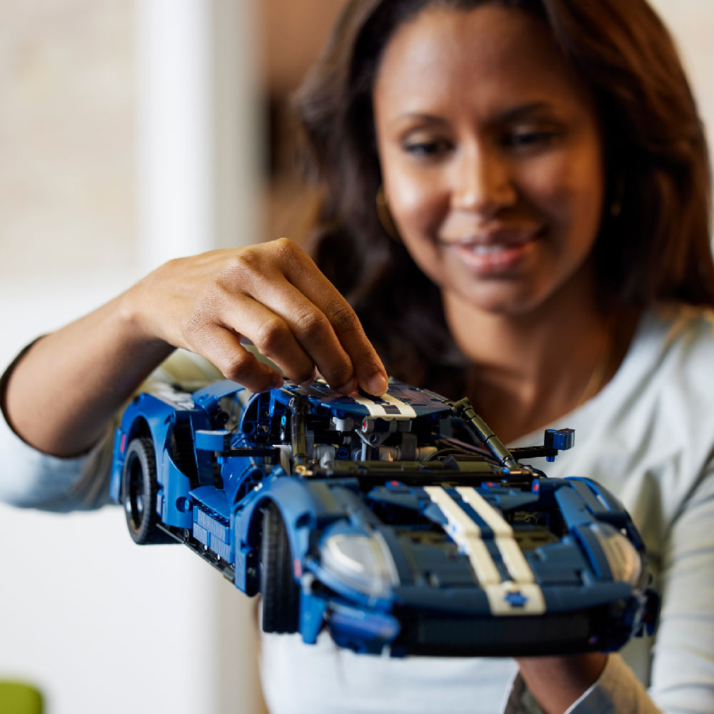 2022 Ford GT 42154 LEGO® Technic | Compre online na Loja oficial LEGO ...