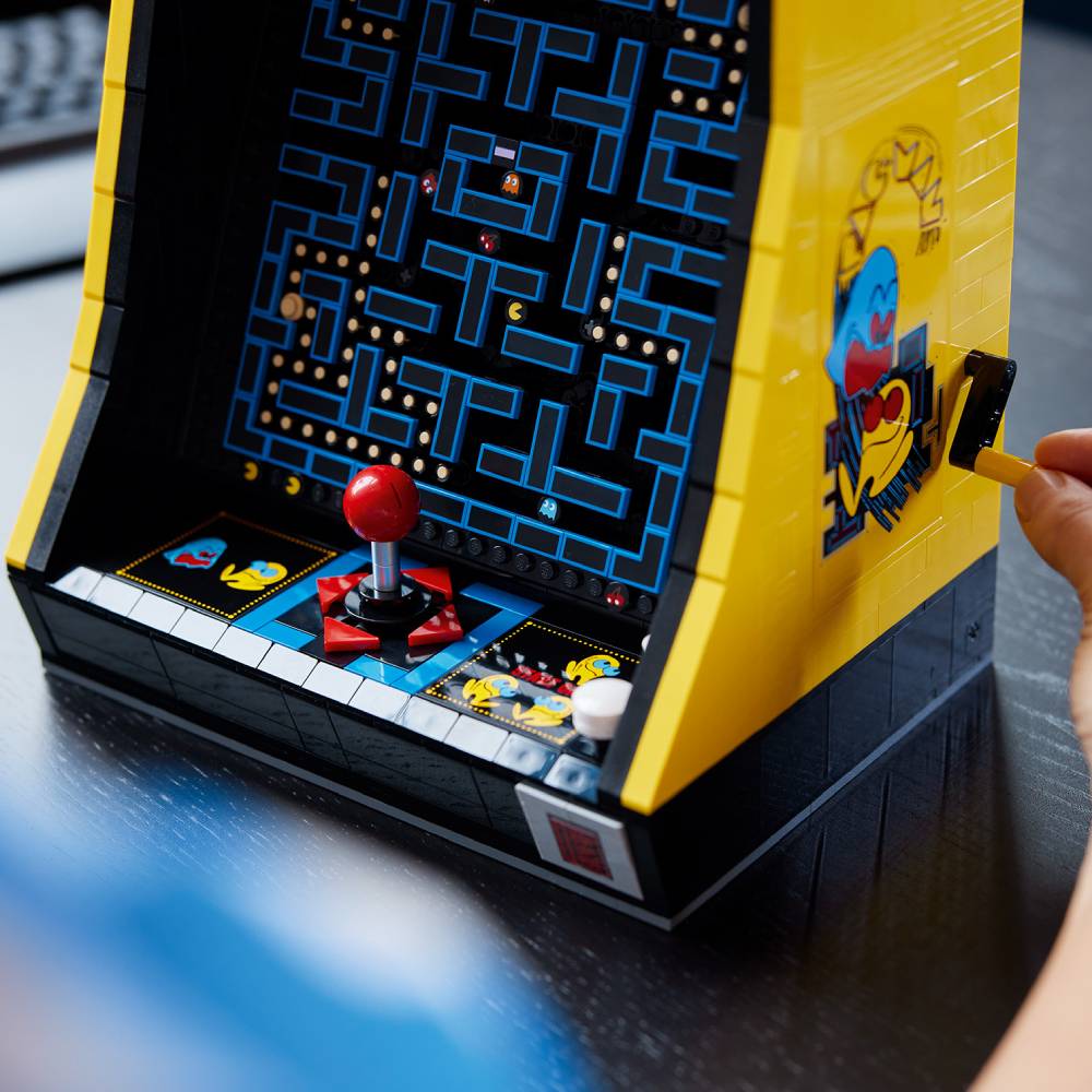 Arcade PAC-MAN 10323 LEGO® Icons | Loja oficial LEGO® BR - LegoEducation