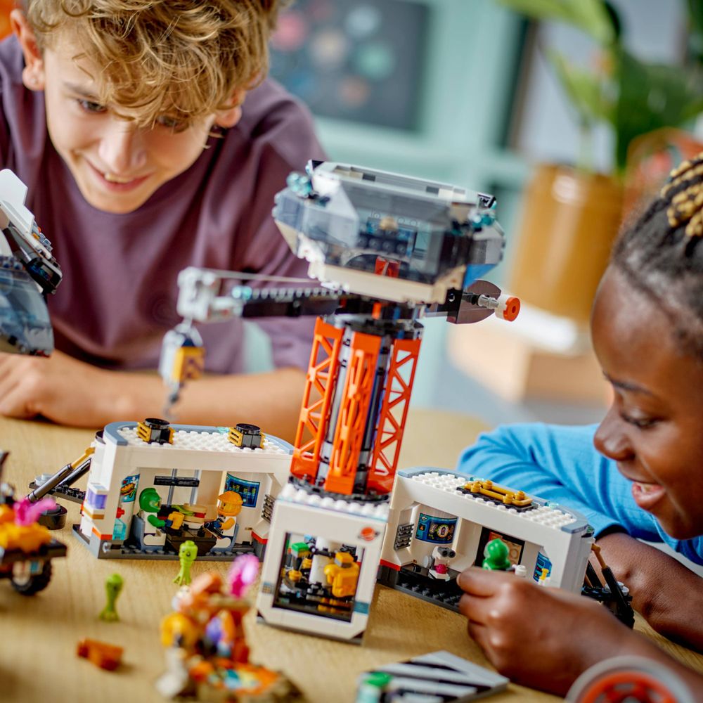 Base Espacial e Plataforma de Lançamento de Foguetes | LEGO® City ...