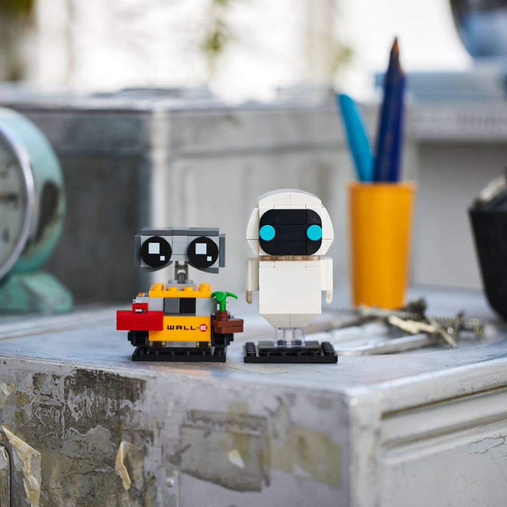Eva e Wall-E 40619 LEGO® BrickHeadz | Compre online na Loja oficial ...