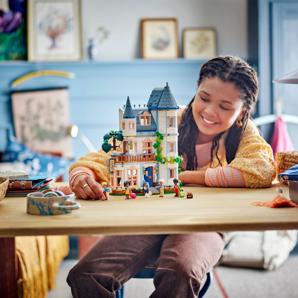 Pousada Castelo 42638 | LEGO® Friends | Loja LEGO® BR - LegoEducation